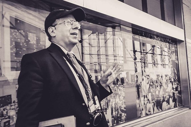 Financial Crisis Tour with a Finance Professional - Tour Highlights and Stops