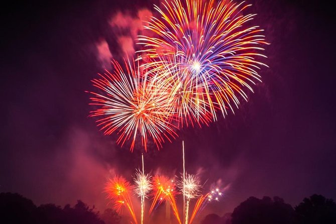 Fireworks Cruise in Destin Harbor aboard the hydrojet - Key Points