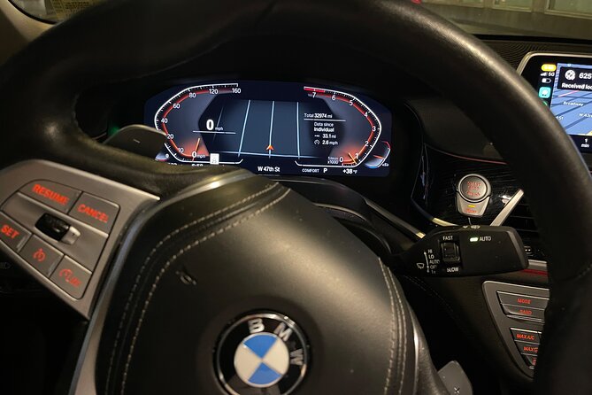 First Class Transfer from Manhattan to NYC Airports (JFK/EWR/LGA) - The Vehicle and Amenities