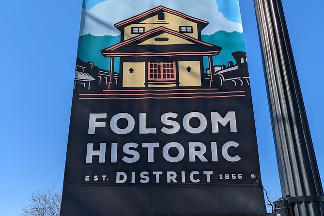 Folsom Scavenger Hunt Walking Tour and Game - Key Points