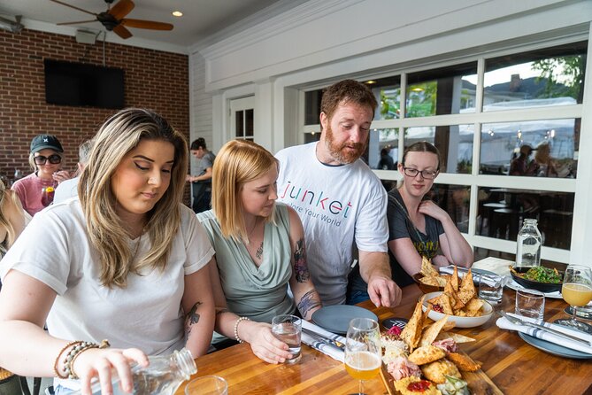 Food Walking Tour in Windy City of Chicago - Authenticity and Value