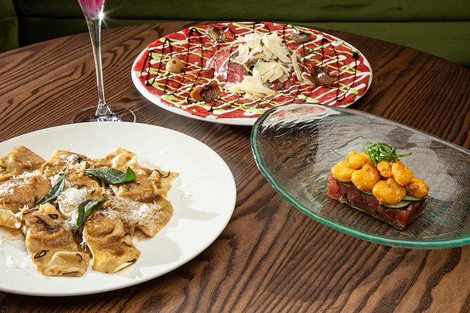 Foodie Tour: Virgin Hotel Private Self-Guided Finger Licking Foodie Tour - Detailed Breakdown of the Itinerary