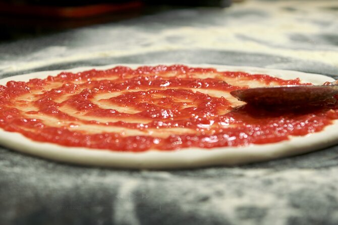 Fort Lauderdale Authentic Italian Pizza Making Class - Group Dynamics and Atmosphere