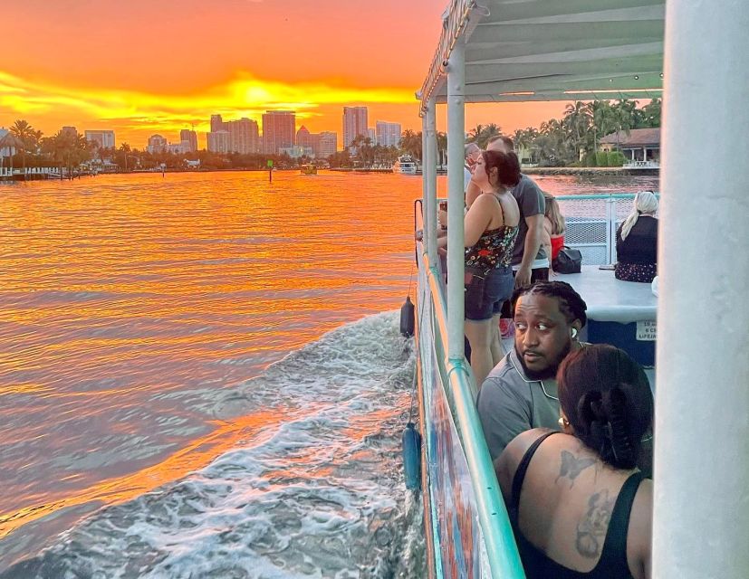 Fort Lauderdale: Evening Boat Cruise with Downtown Views - Key Points