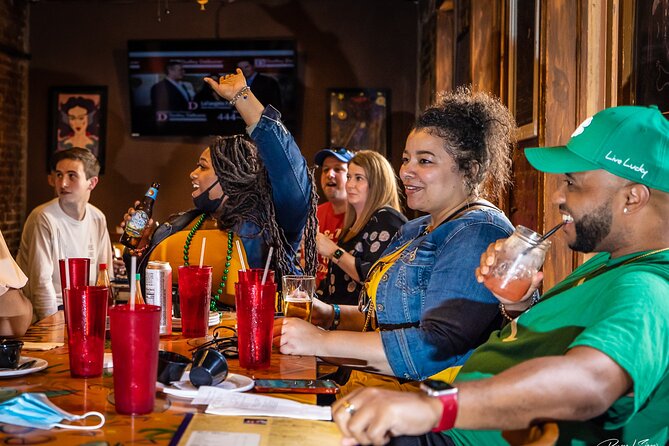 French Quarter Food Walking Tour - Restaurant Stops and Atmosphere