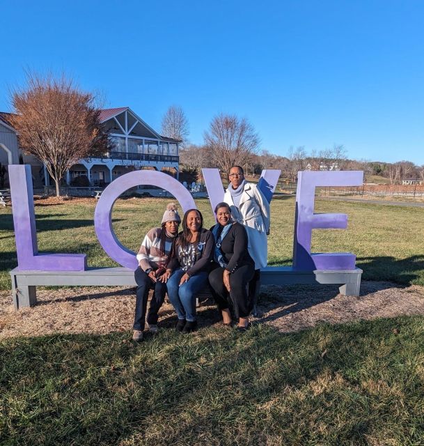 From DC: Premium Virginia Wine Country Tour with Tastings - An In-Depth Look at the Virginia Wine Country Tour