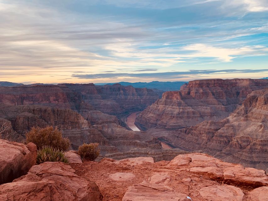 From Flagstaff: Grand Canyon Railroad Full-Day Guided Tour - Authentic Insights from Reviews