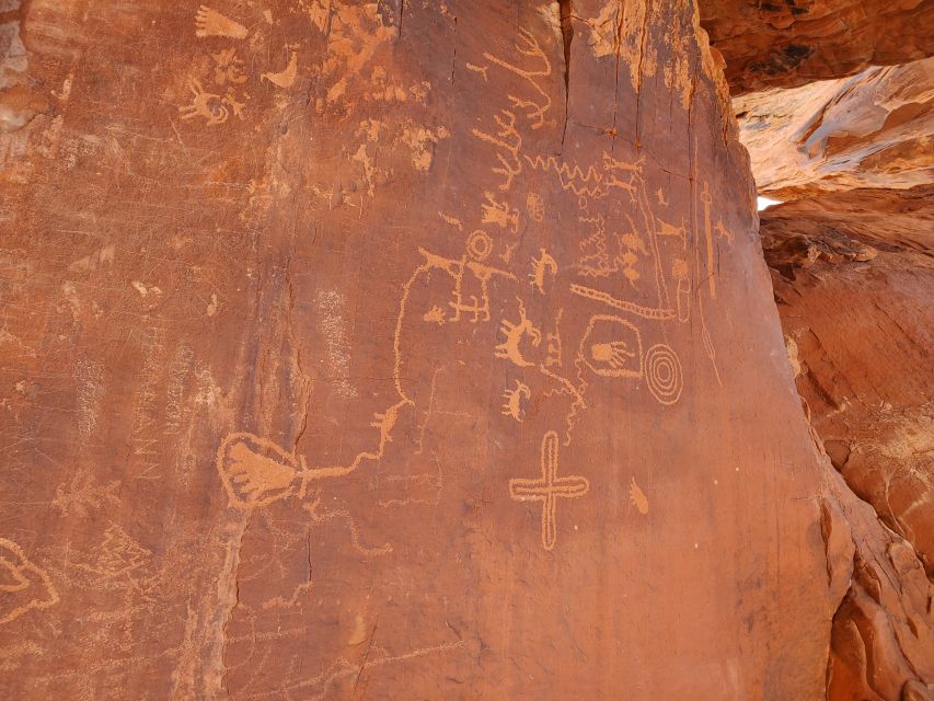 From Las Vegas: Valley of Fire Small Group Tour - FAQ