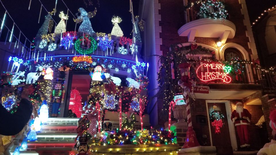 From Manhattan: 4-Hour Brooklyn Christmas Magic Tour - What We Love About This Tour