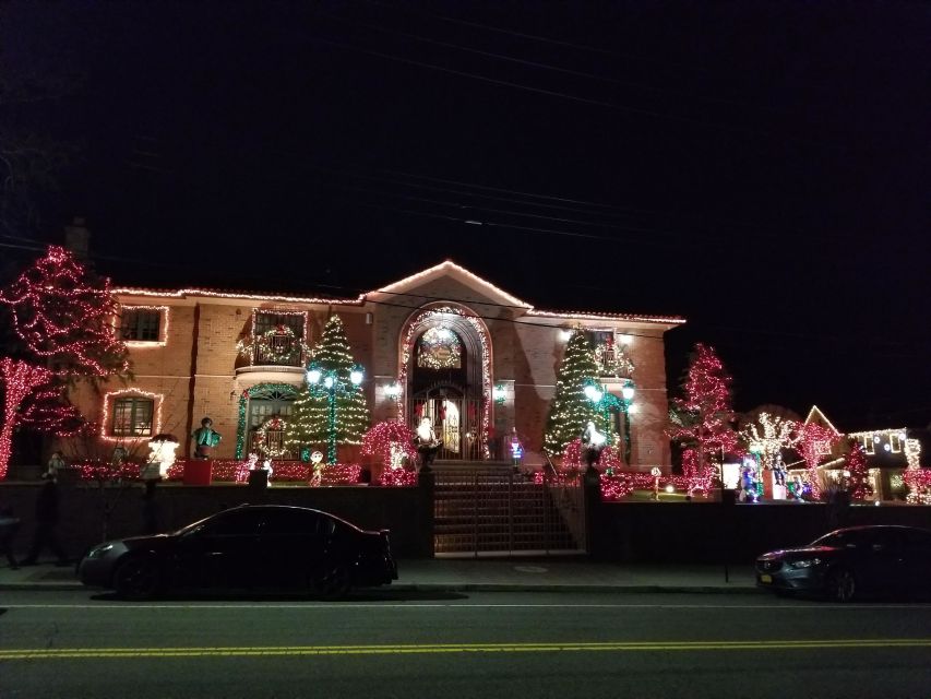 From Manhattan: 4-Hour Brooklyn Christmas Magic Tour - FAQs