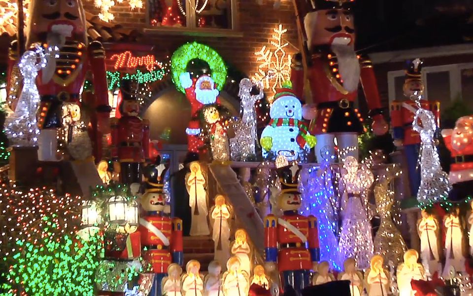 From Manhattan: Dyker Heights Holiday Bus Tour - The Value of the Experience