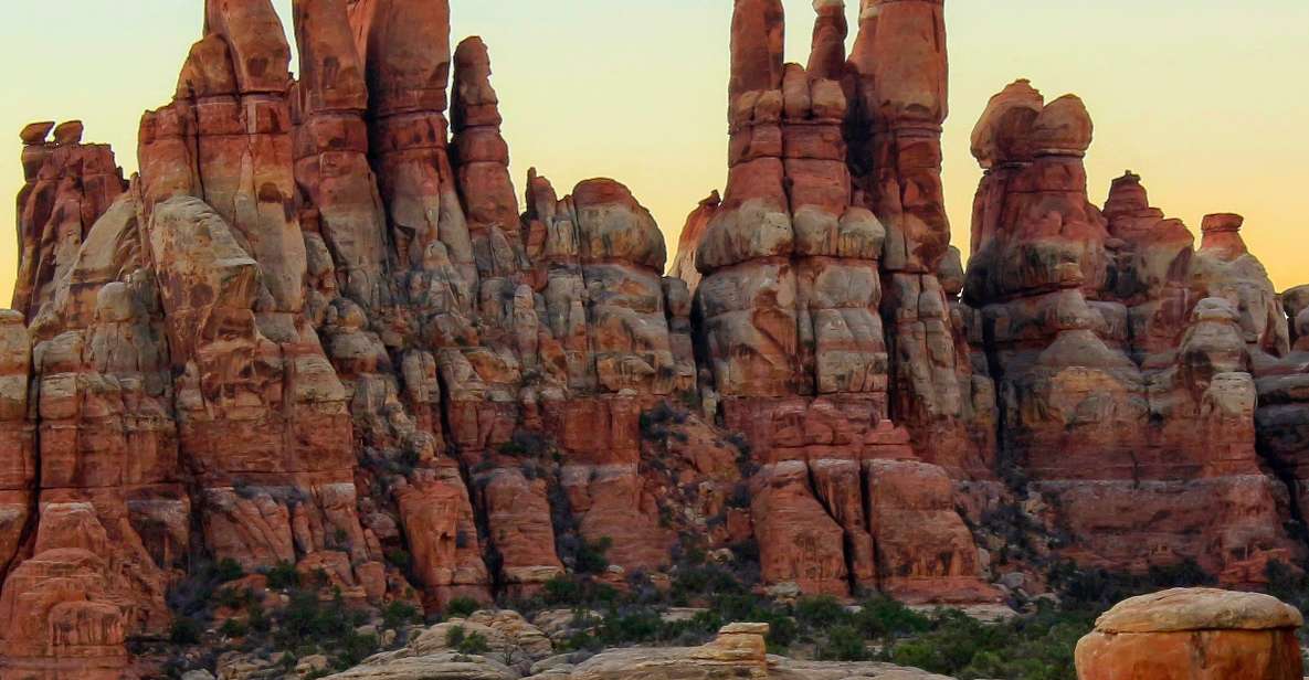 From Moab: Canyonlands Needle District 4x4 Tour - Exploring the Remote Beauty of Canyonlands in a 4x4