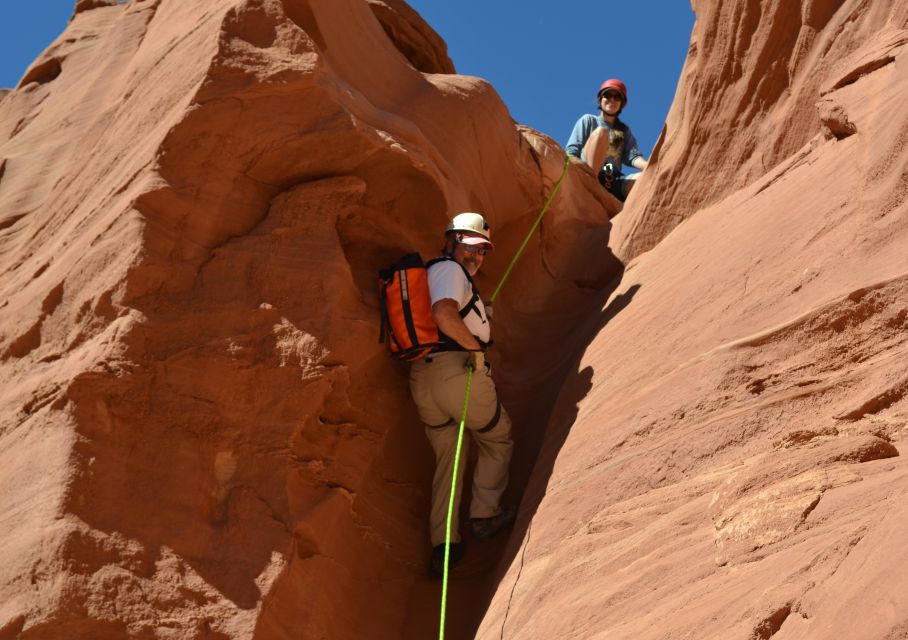 From Moab or Hanksville: North Wash Slot Canyon Experience - An In-Depth Look at the North Wash Slot Canyon Experience