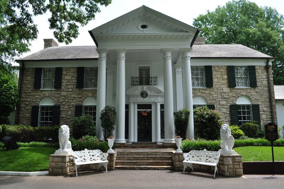 From Nashville: Memphis Tour with Graceland VIP Access - A Closer Look at the Memphis Tour from Nashville