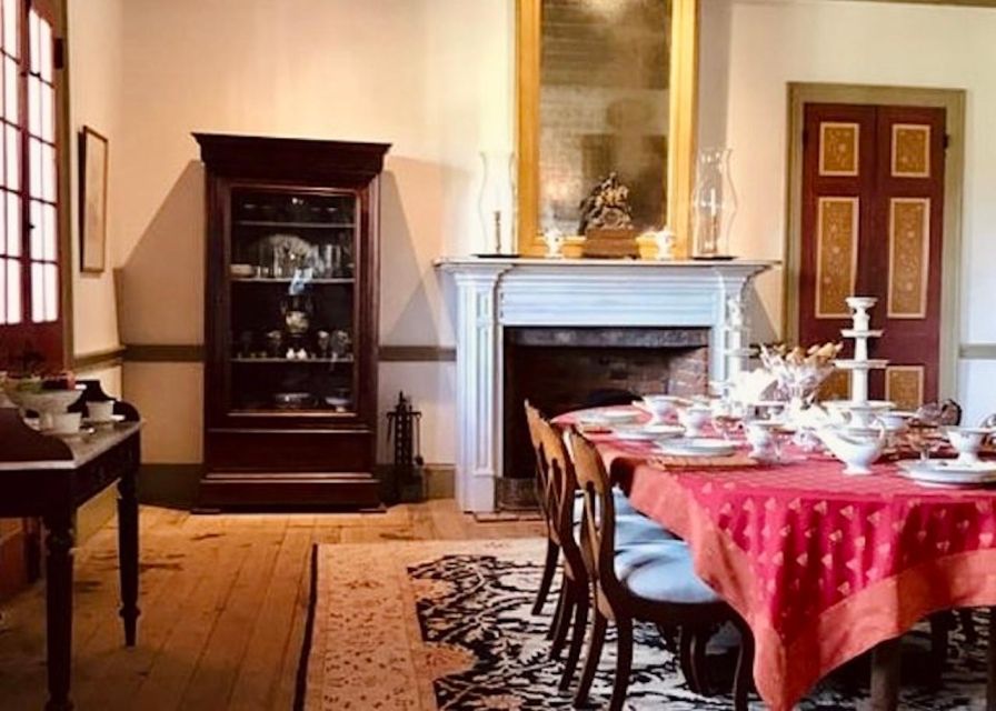From New Orleans: Oak Alley or Laura Plantation Tour - Authentic Insights from Reviews