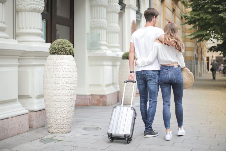 From Niagara Falls: Toronto Airport Private Transfer - Practical Tips for Booking and Enjoying the Transfer