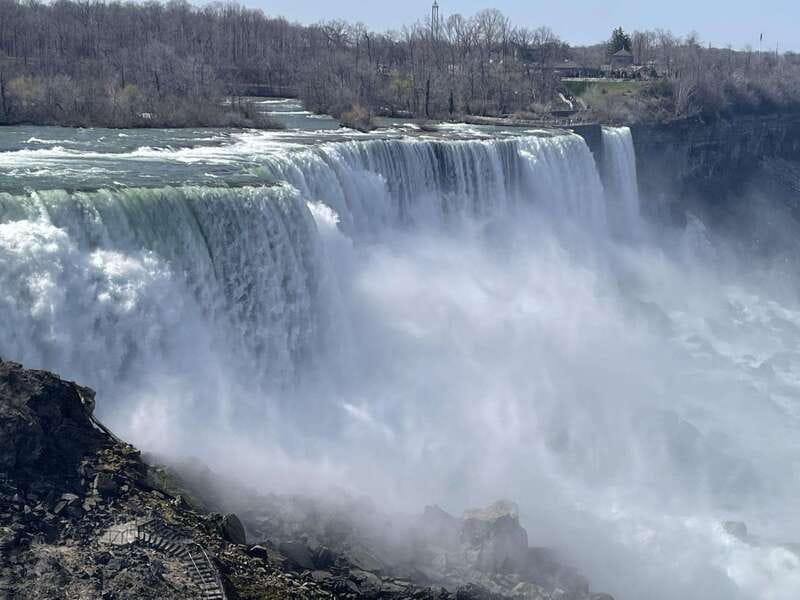From NYC: Guided Niagara Falls Full-Day Trip - Detailed Review of the Niagara Falls Full-Day Tour