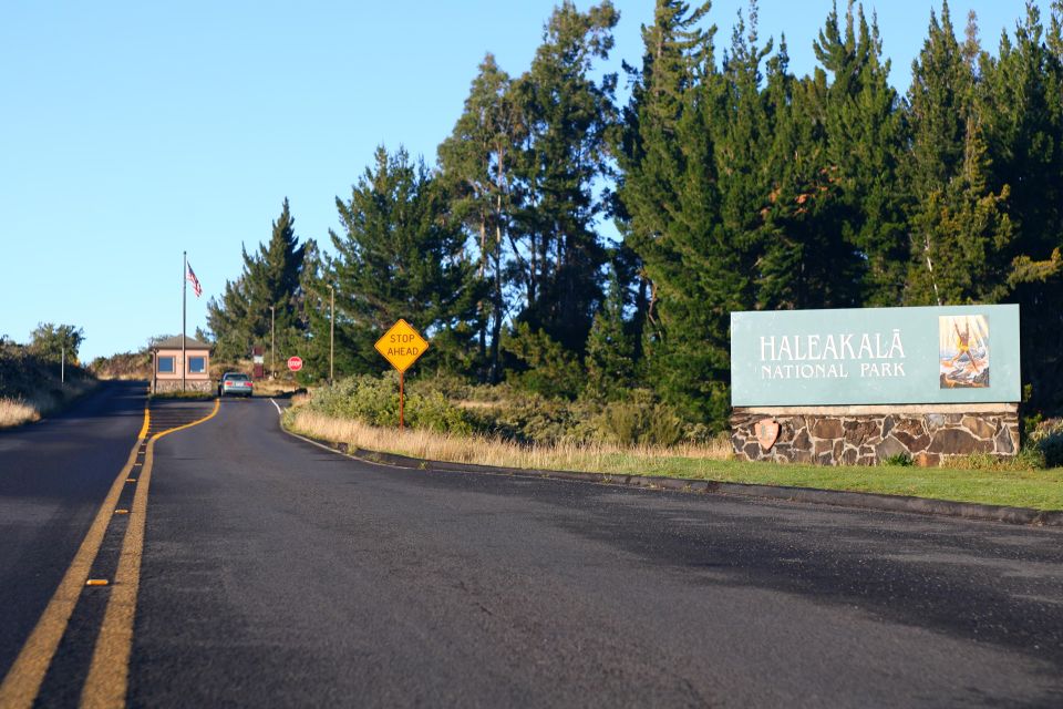 From Oahu: Best of Maui/Haleakala - Sips, Sites & Bites - Exploring Haleakala National Park