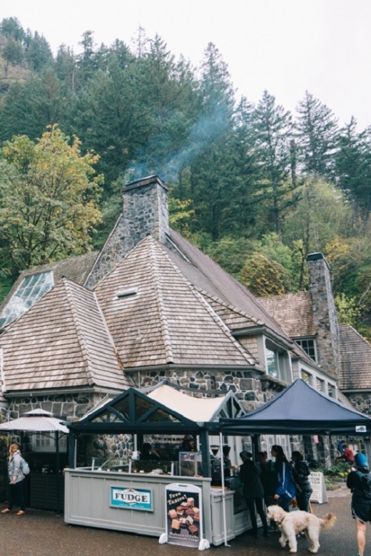 From Portland: Waterfalls, Mt Hood, and Wine Day Tour - Bonneville Fish Hatchery: A Closer Look at Oregon’s Aquatic Life