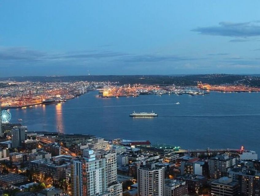From Seattle: 5-hour Seattle and Suburbs Attractions Tour - An In-Depth Look at the Tour