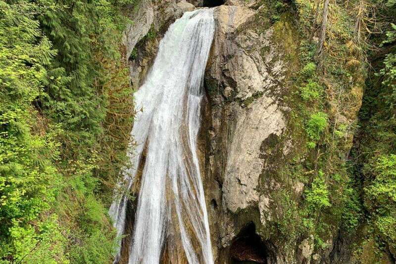 From Seattle: Pacific Northwest Waterfalls & Hiking Tour - The Experience from a Traveler’s Perspective