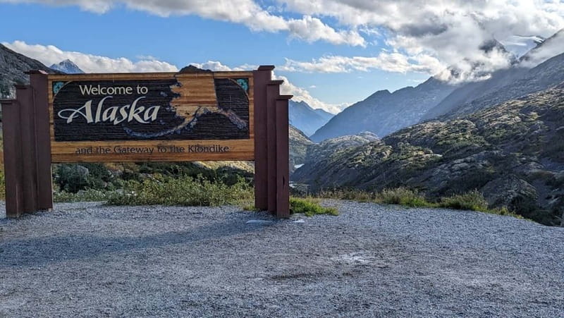 From Skagway: Yukon Sled Dog Mushing & White Pass Combo - What Makes This Tour Stand Out?