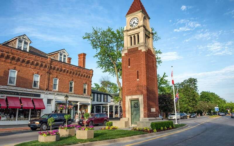 From Toronto: Niagara Falls Day Tour with Boat Cruise - FAQs