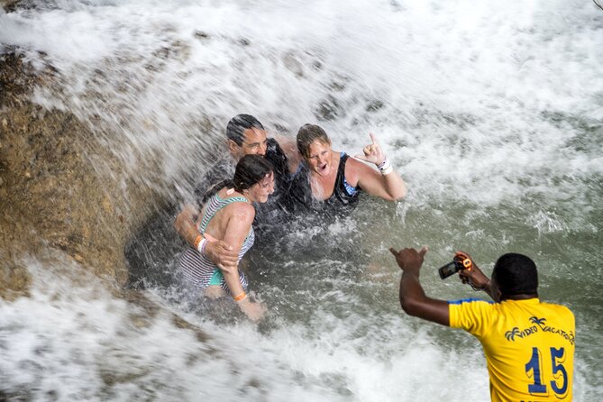 Full Day Dunn's River and Nine Miles with Lunch - The Pros and Cons Based on Real Experiences