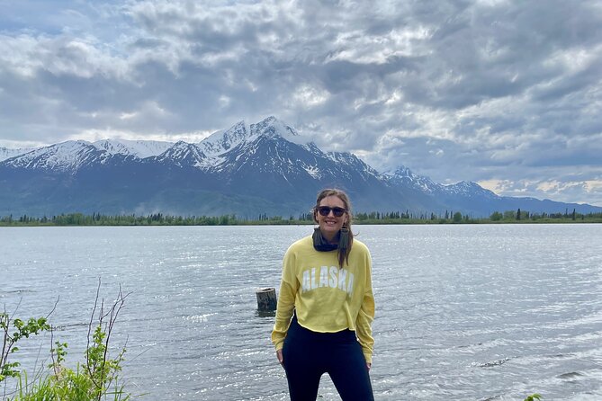 Full Day Guided Kayak Tour on Knik River - An In-Depth Look at the Full Day Kayak Tour on Knik River