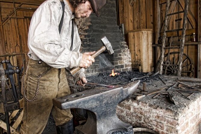 Full-Day Oak Alley Plantation & Airboat Swamp w/Transfer - What We Love About This Tour