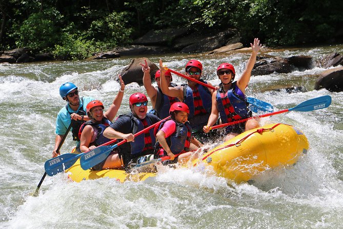 Full Ocoee River Rafting Adventure with a Riverside Lunch - Tackle the Rapids
