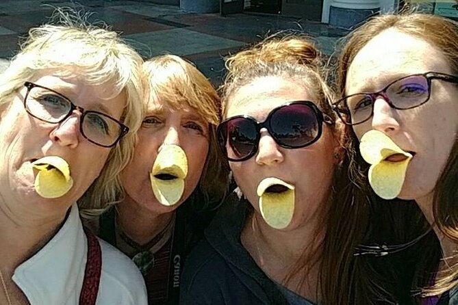 Fun City Scavenger Hunt in Sioux Falls by Wacky Walks - Key Points