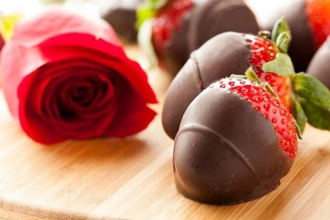 Galentine's Happy Hour - Who Would Love This Experience?