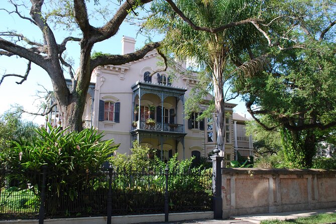 Garden District Tour Extra Small Group of 9 or less - The Itinerary and Key Sights