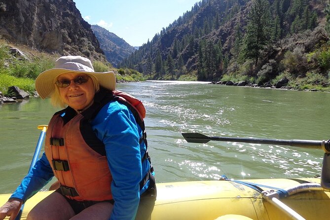 Gentle Whitewater Float on the Salmon River - The Lunch and Amenities
