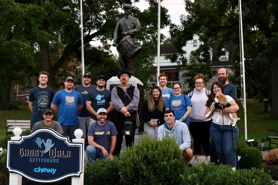 Gettysburg: "History and Haunts" Family Friendly Ghost Tour - The Guides: Who Makes It Memorable?