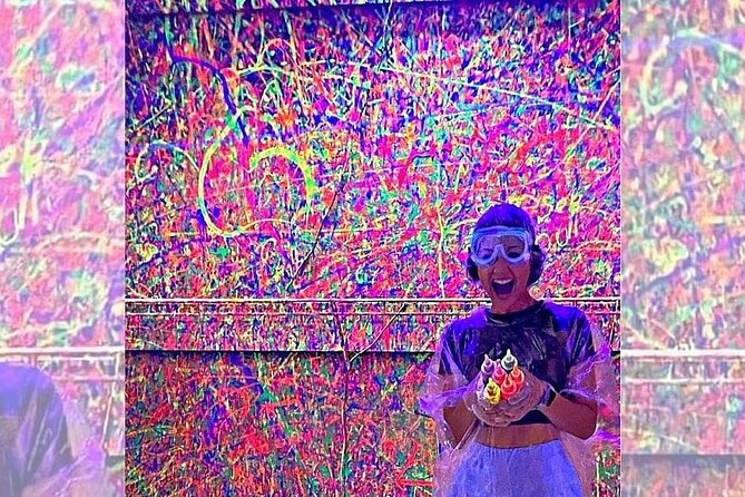 Glow in the Dark Splatter Paint Experience - Key Points