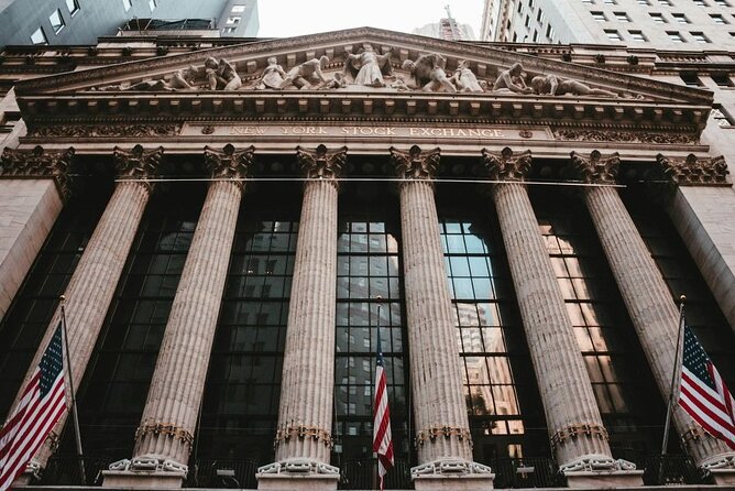 Go Up the Empire State Building and 3 Hour Manhattan Walking Tour - Key Points