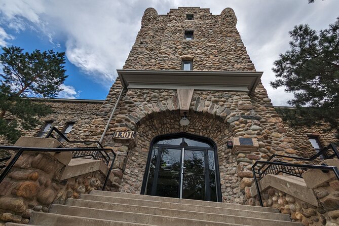 Golden, Colorado Scavenger Hunt Walking Tour & Game - Key Points