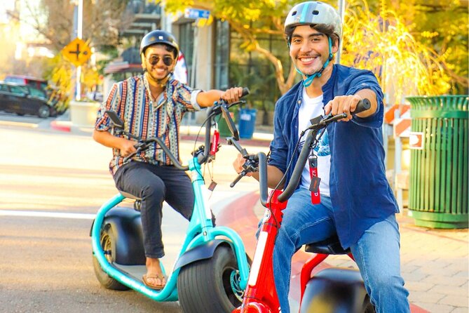 GPS-Guided Scooter Tour of Fremont Street and Downtown Las Vegas - How Reviews Reflect the Experience