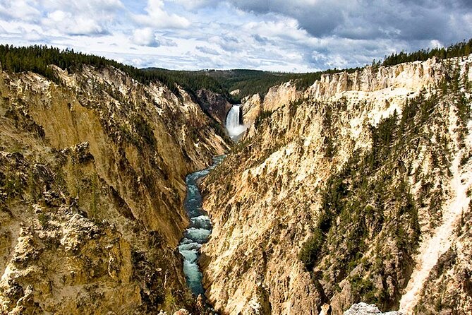 Grand Canyon of the Yellowstone Day Hike - The Hiking Experience: What to Expect