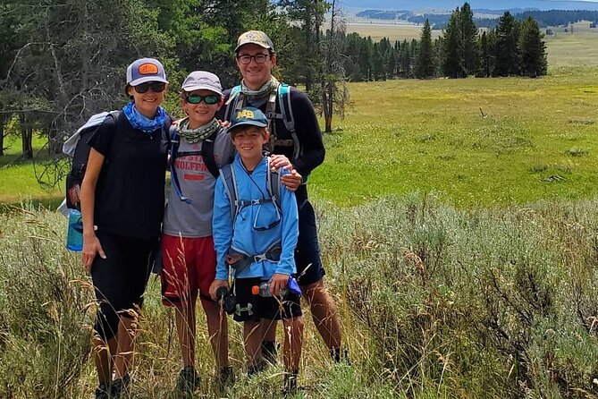 Grand Canyon of the Yellowstone Rim and Loop Hike with Lunch - Who Should Consider This Tour?
