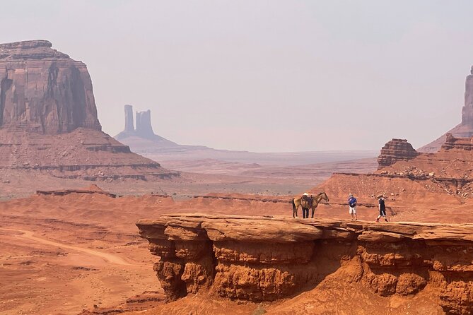 Grand Canyon South Rim, Antelope Canyon, Monument Valley, Lake Powell Day Trip - Starting the Day: Pickup and First Stops