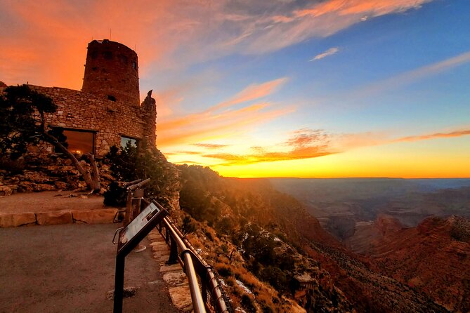 Grand Canyon South Rim Sunset Tour with Dinner included - Key Points