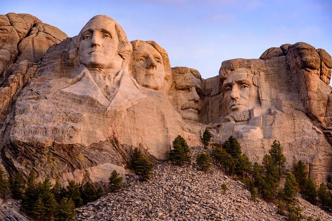 Grand Teton, Yellowstone, Devils Tower and Mount Rushmore 7-day Tour - Who is This Tour Best For?