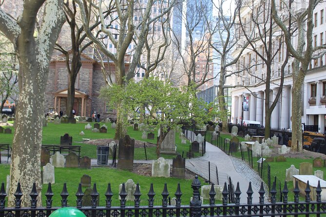 Gray Line New York Fully Guided 5 Hour Sightseeing Tour - The Practicalities: Price, Duration, and Booking