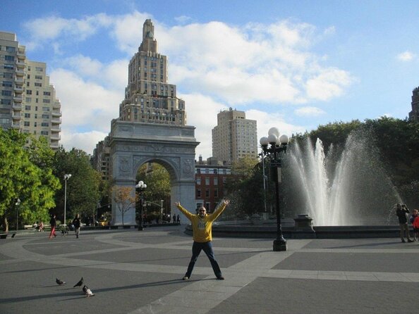 Greenwich Village Food Tour | Tasty Tours NYC - Washington Mews: A Step Back in Time