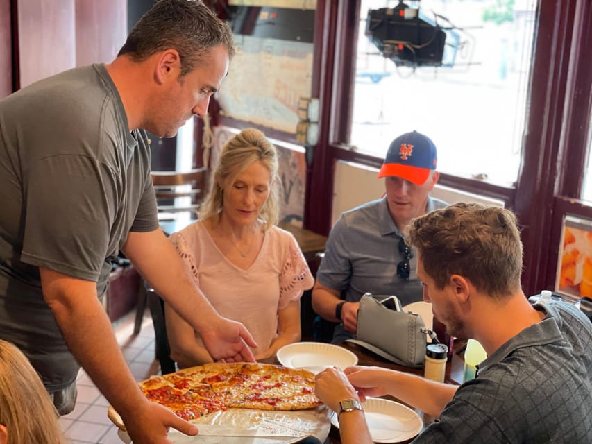 Greenwich Village: Small Group Walking and Food Tasting Tour - Key Points  