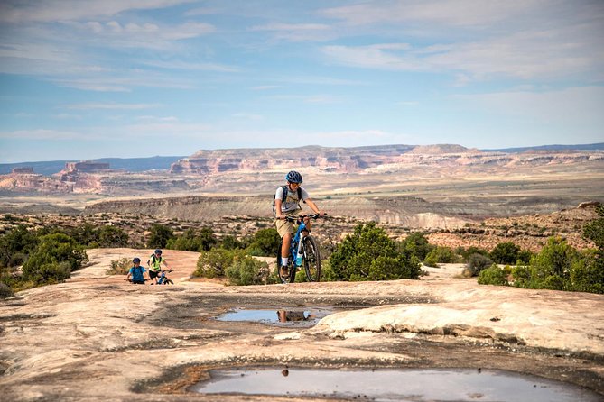 Guided E-Mountain Biking Tour (Klondike Bluff Trail) - Key Points