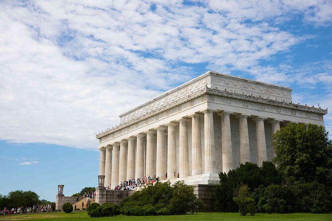 Guided Tour of The National Mall Memorials - Practicalities and What to Expect